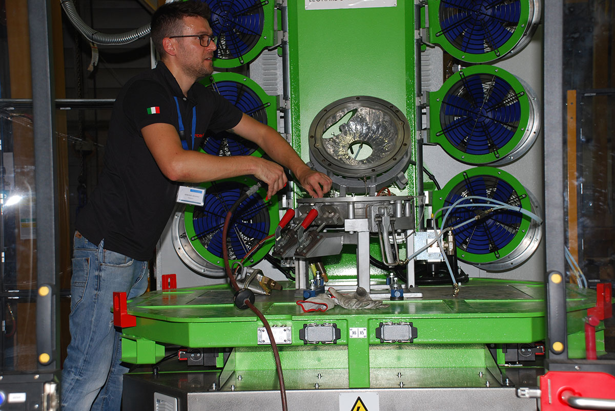 GVL Poly Introduces Leonardo Smart Moulding Machine