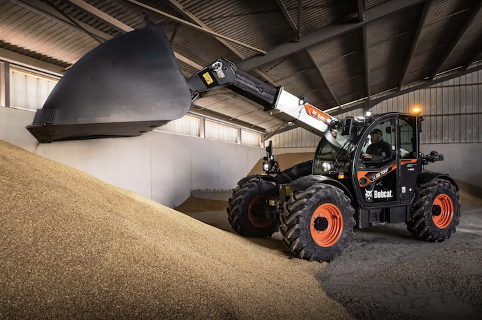 Bobcat Launches New ‘V-Drive’ Telehandlers for Agriculture