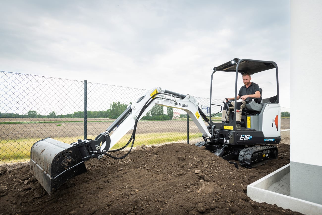 Bobcat Launches New Compact Electric Excavator