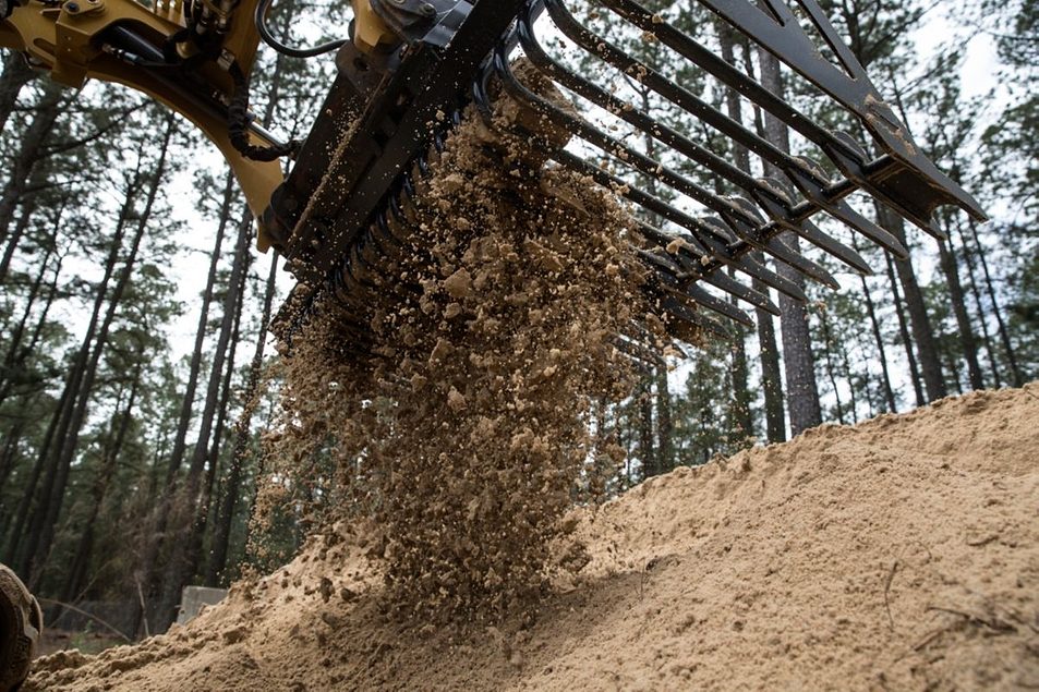 Cat Unveils new Skeleton Buckets