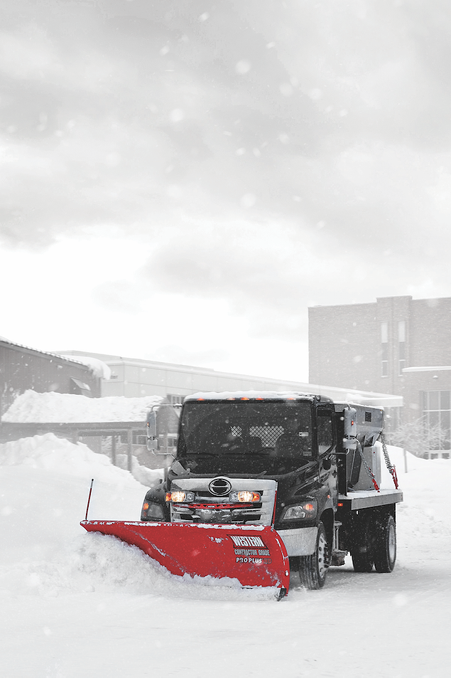 Douglas Dynamics Western Pro Plus HD Straight Blade Plow